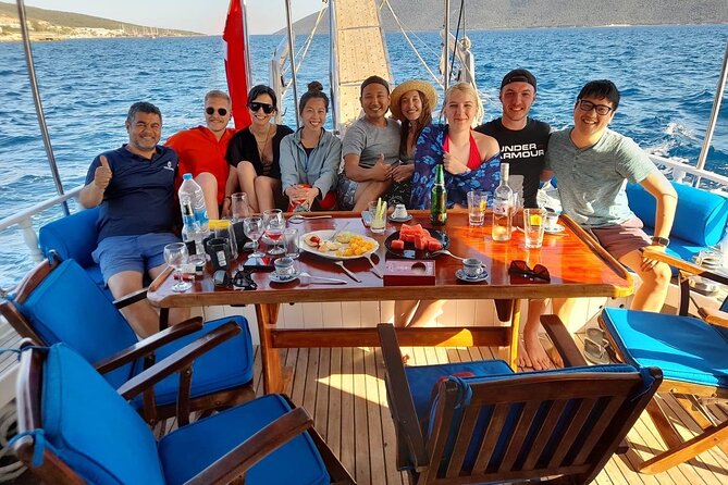 6 Hours Private Charter Boat Tour with Lunch in Bodrum - Practical Tips for Booking and Enjoying