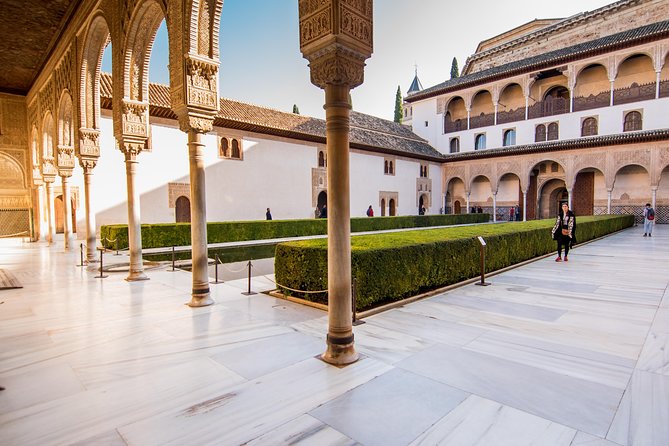 Alhambra Guided Tour & Albaicin Tour from Seville - The Sum Up: Who Is This Tour Best For?