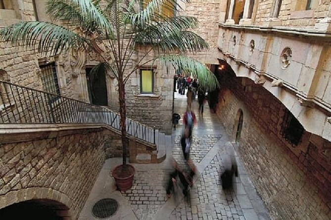 Barcelona Gothic Quarter Walking Tour - The Cost: Does It Offer Good Value?