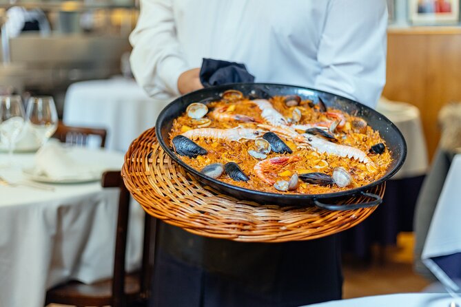 Barcelona Private Food Tour With Locals: 6 or 10 Tastings - Analyzing the Value for Money