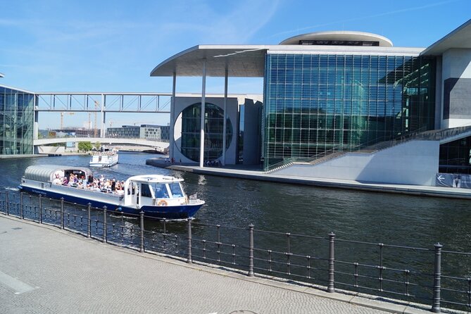 Berlin 3-Course Dinner Cruise - The Sum Up