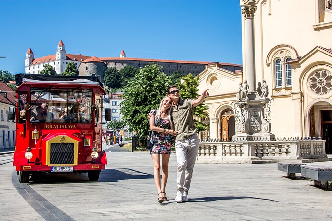 Big Castle Tour in Bratislava by Presporacik Sightseeing Vehicle - FAQs