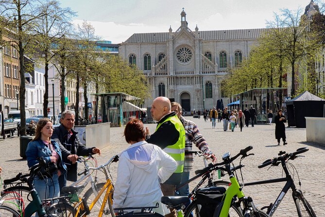 Bike tour Brussels highlights and hidden gems - The Ride and Group Dynamics
