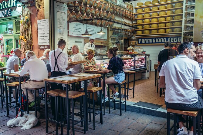 Bologna: Full meal Food Tour with Local Delights by Do Eat Better - Who Is This Tour Best Suited For?