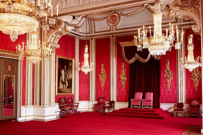Buckingham Palace Entrance Ticket & British Royalty Guided Tour - What You Should Expect and Consider