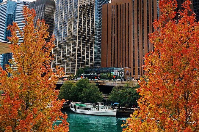 Chicago Architecture Center River Cruise aboard First Lady - Reviews in Context