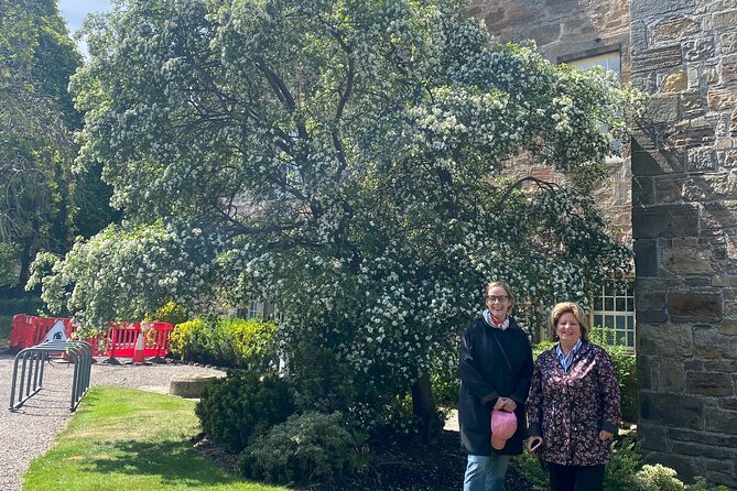 Daily Stratford Upon Avon Town Walking Tour with Local Guide - The Benefits of a Small Group and Local Expertise