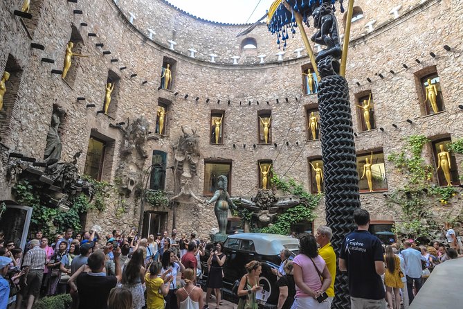 Dali Museum, House & Cadaques Small Group Tour from Barcelona - What Travelers Say: Authentic Perspectives