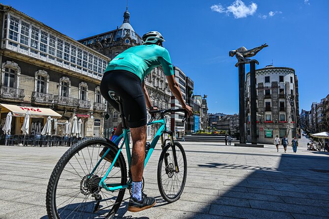 Discover the culture and coast of Vigo by electric bike - The bottom line