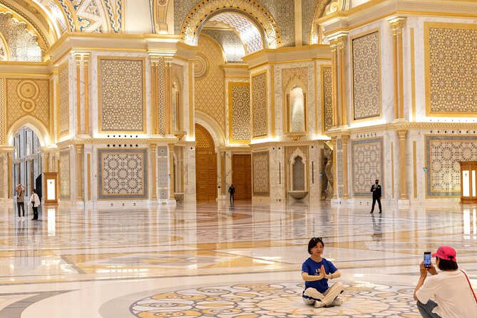 Dubai: Abu Dhabi Trip with Lunch at Al Khayma Heritage Restaurant - FAQ