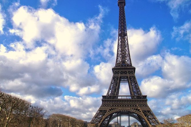 Eiffel Tower Small-Group Access to 2nd Floor by Elevator - Who Should Consider This Tour?