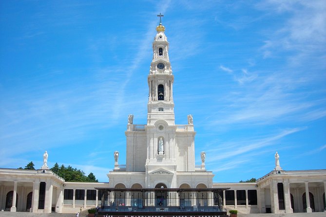 From Porto: Fátima and Coimbra Full Day Tour - Transportation and Group Dynamics