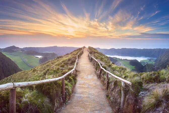 Full Day Sete Cidades & Lagoa do Fogo Tour With Lunch (West Tour) - Frequently Asked Questions