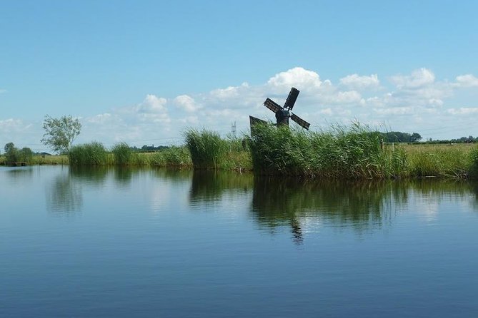 Guided Canoe Adventure with Picnic Lunch in Waterland from Amsterdam - Why This Tour Works for Different Travelers