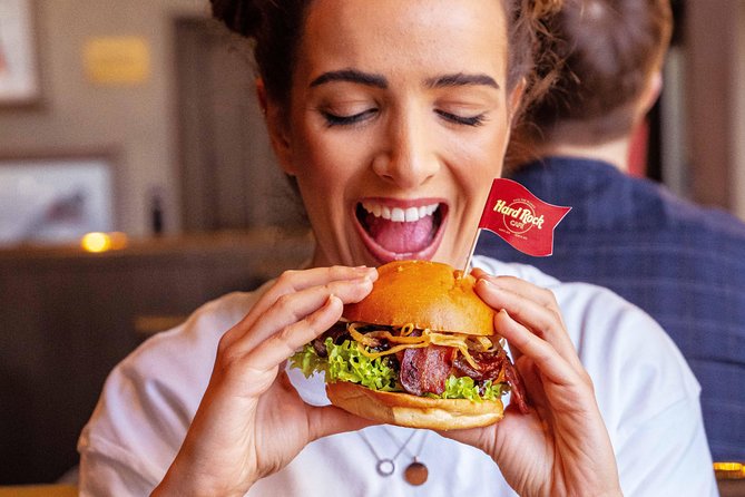Hard Rock Cafe Vienna with Set Menu for Lunch or Dinner - Authentic Atmosphere and Memorabilia