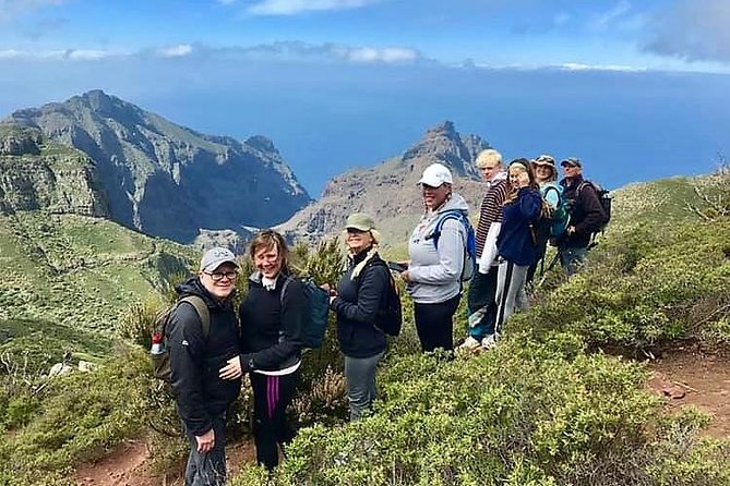 Hiking in Tenerife's Great Outdoors - Scenic Highlights and Photo Opportunities
