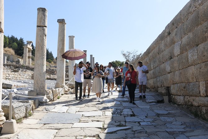 Istanbul to Ephesus Full Day Guided Tour, Flight and Lunch incl. - The Guides and Their Impact