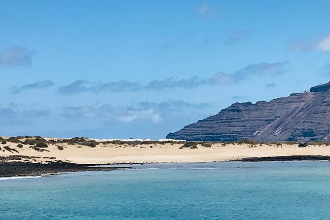 La Graciosa at your leisure (bus transfer and return ferry ticket) - FAQ: Practical Questions About the Tour