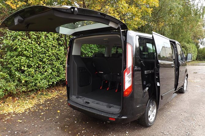 Lisbon Airport Transfer - Who Should Book This?