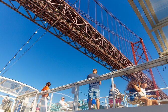 Lisbon River Boat Sightseeing Tour with a Drink - Who will enjoy this experience?