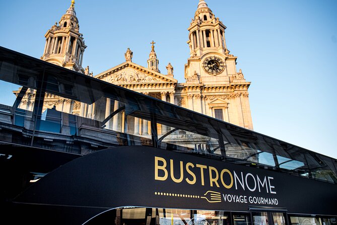 London Luxury Dinner Experience with Panoramic City Views - The Service: Friendly, Attentive, and Knowledgeable
