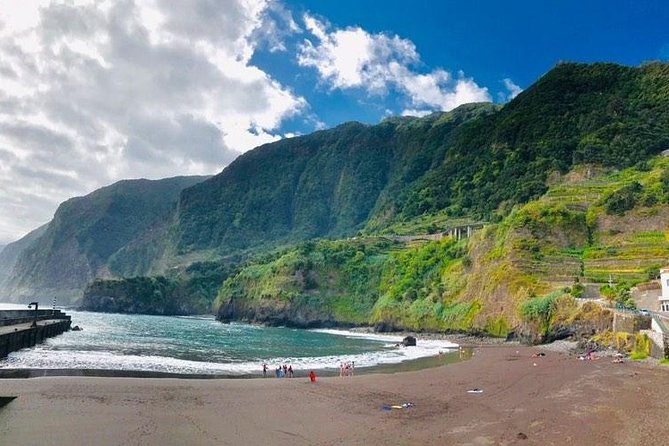 Madeira Private Jeep 4x4: Amazing West Full-Day Tour incl Natural Pools - High Mountain and Valley Views