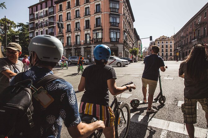 Madrid Sightseeing Electric Bike tour - Safety and Practical Tips
