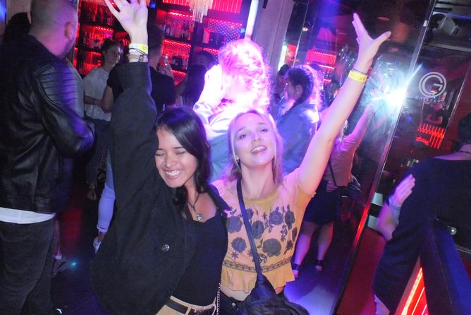 Malaga Nightlife Pub Crawl Tour with Drinks and Clubs Entry - What You’ll Gain from This Tour