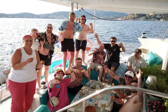 Mallorca Catamaran Small Group Cruise with Tapas 4-hours - Practical Details & Tips