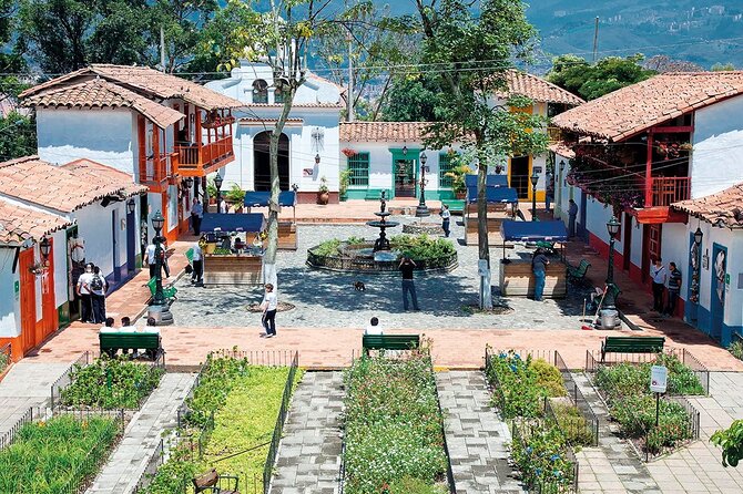Medellín Tour: Themed Vehicles, Tram Ride and Metrocable - Practical Tips for Enjoying the Tour