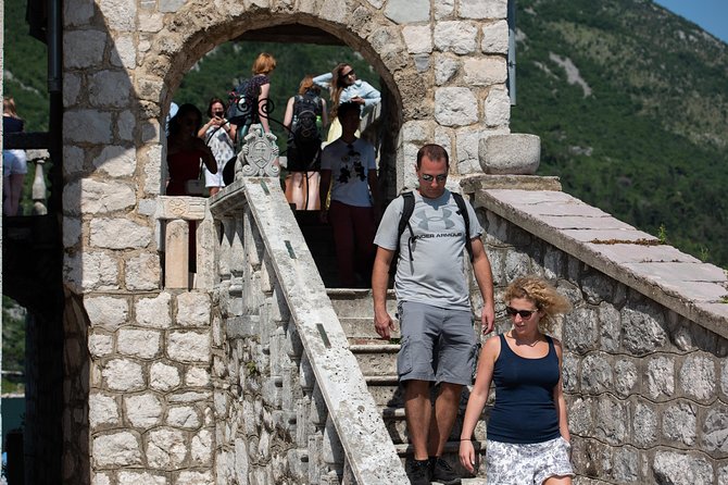 Montenegro: Bay of Kotor Day Trip from Dubrovnik English -Español - Who Should Consider This Tour?