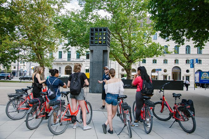 Munich City Bike Tour + Beer Garden Lunch Stop - Practical Details
