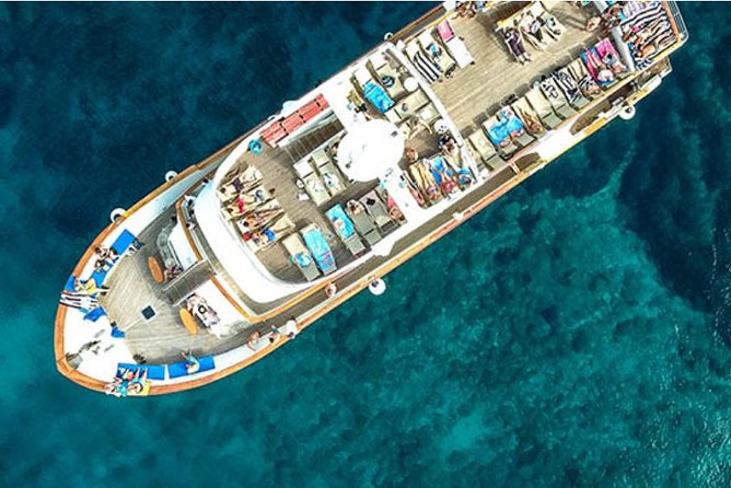 Ocean Flyer VIP Cruise from Paphos Adults Only - Who Will Enjoy This Tour?