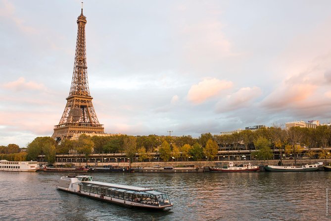 Paris Seine River Gourmet Lunch Cruise with Champagne Option - FAQ