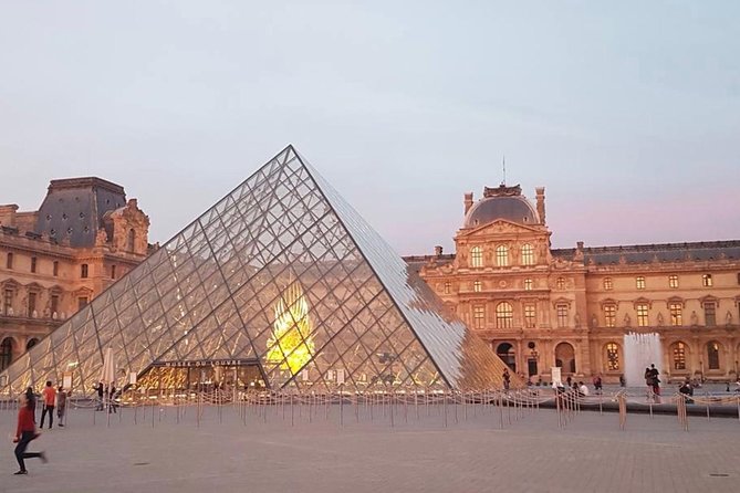 Paris Top Sights Half Day Walking Tour with a Fun Guide - Who Will Love This Tour?