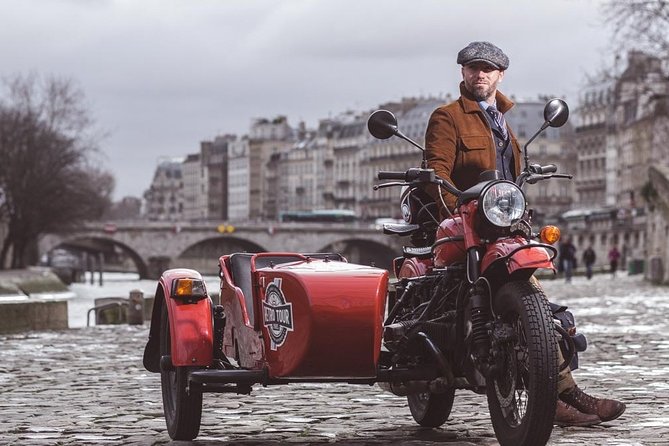 Paris Vintage Private City Tour on a Sidecar Motorcycle - The People Who Will Love This
