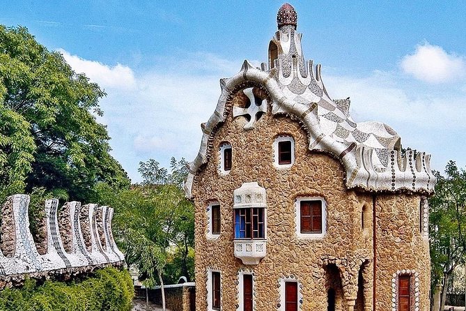 Park Güell with Skip the line tickets and Hotel Pickup - Who Would Love This Tour?