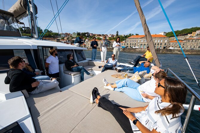 Porto Douro River Sightseeing Sailing Cruise at Sunset or Daytime - Analyzing the Value