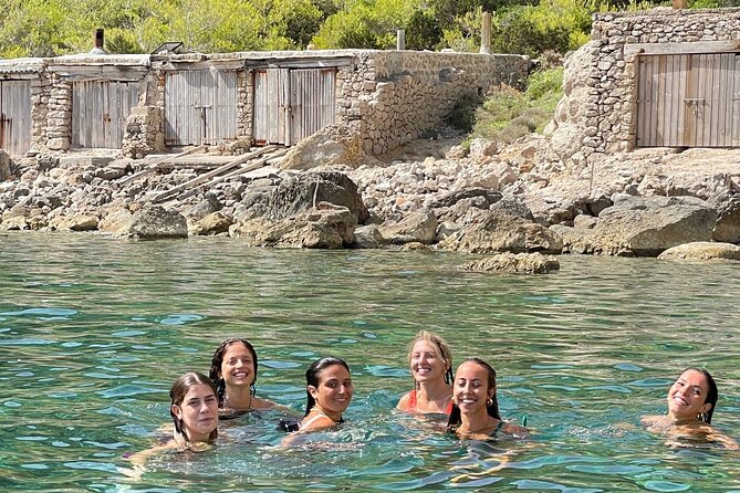 Private boat rental with snorkel in San Antonio, Ibiza - Practical Details and Tips