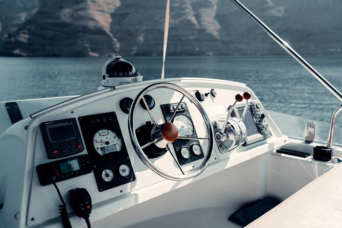 Private Caldera Cruise with Power Catamaran ENJOY incl. Meal & Drinks - Final Thoughts