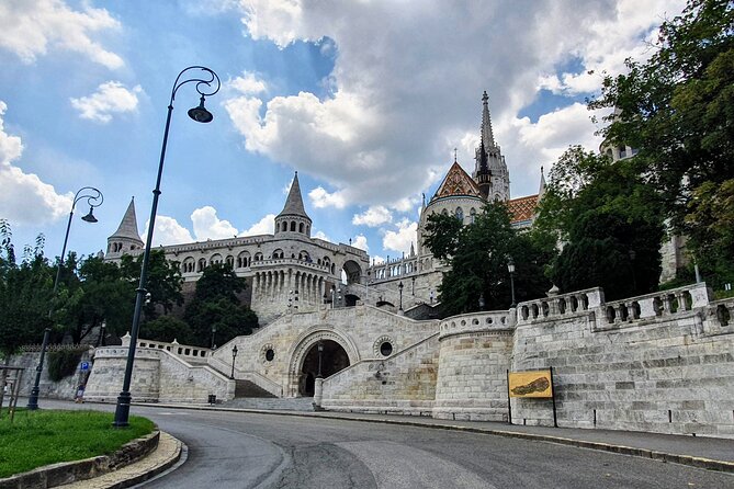 Private city tour by van - FAQ