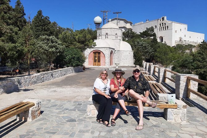 Private Cultural Villages Sightseeing & Akrotiri Excavations - Summing Up: Who Will Benefit Most?