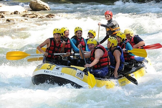 Rafting Llavorsi-Sort, 18km, 9.30 am - The Price and Whats Included