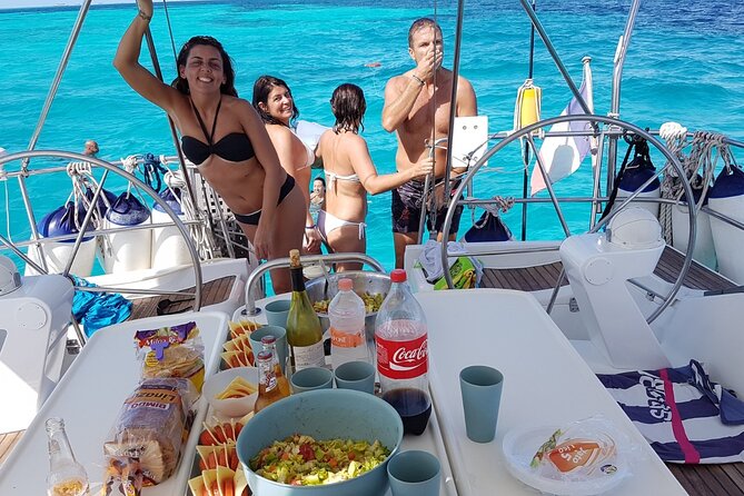 Sailing boat from Santa Teresa di Gallura to the Maddalena Archipelago - Island of Spargi