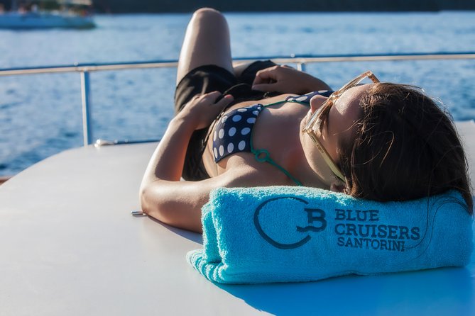 Santorini: Motor Yacht Sunset Cruise with 5-Course Dinner - FAQ