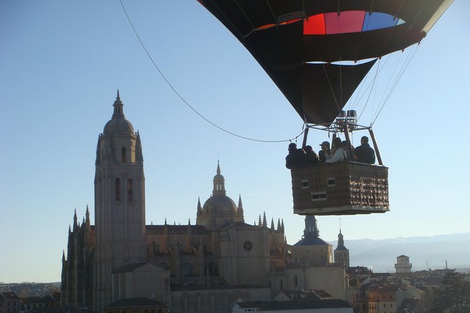 Segovia from the Skies: Sunrise Balloon Ride - FAQ