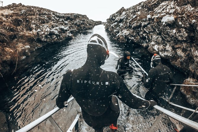 Silfra Wetsuit Snorkeling - Meet on location | Free Photos - The Experience’s Pros and Cons