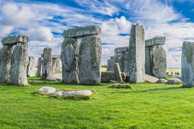 Stonehenge Half-Day Tour from London with Admission & Snack Pack - Authentic Insights from Travelers