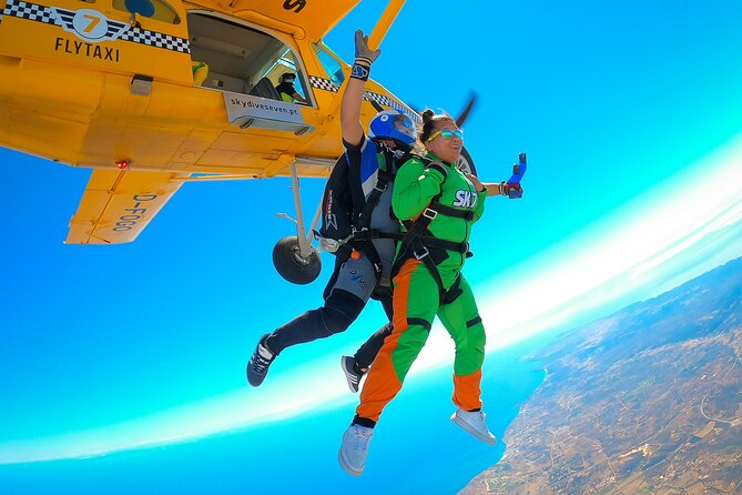 Tandem Skydiving Algarve from 15.000ft  5000m - FAQs