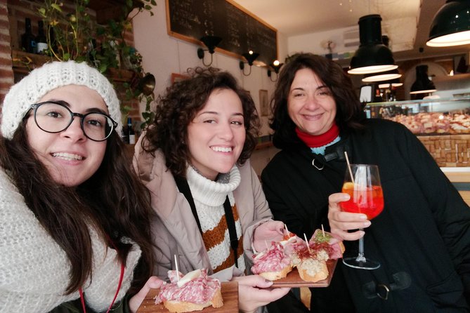 Venetian Cicchetti Street Food & Sightseeing Walking Tour with local guide - The Sum Up